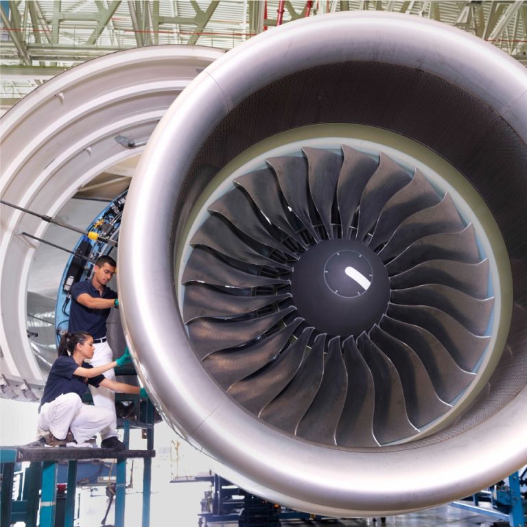 Emirates' Global Hunt for Airbus and Boeing Engineers in Singapore ...