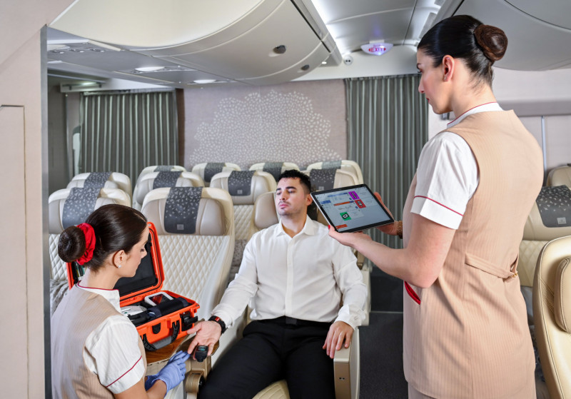 This Airline offers New Inflight Medical Kit Saving Lives at 38,000 ...